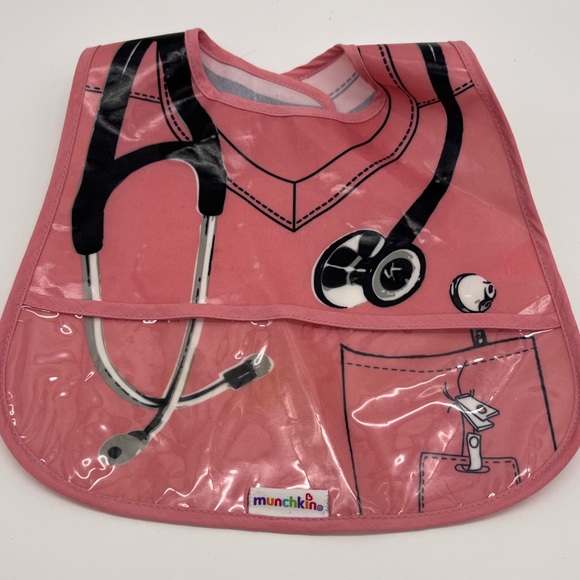 Munchkin | Accessories | Munchkin Occupations Pink Nursedoctor Crumb ...